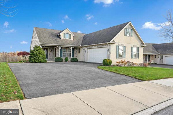 988 CAMBRIDGE DR, MANHEIM, PA 17545 | REMAX