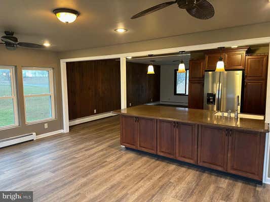 2562 LONG LN, LEBANON, PA 17046 | REMAX
