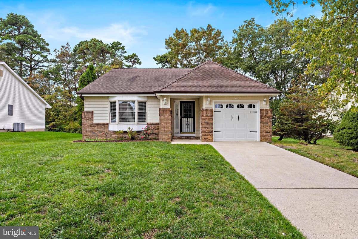 102 ASH RD, MANAHAWKIN, NJ 08050 | RE/MAX