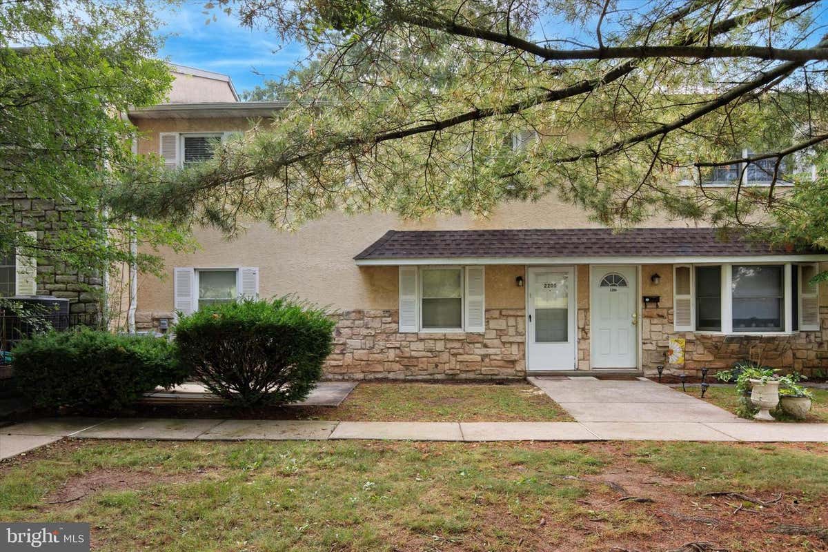 2205 WHITPAIN HLS, BLUE BELL, PA 19422 | RE/MAX