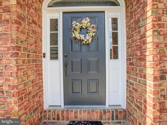 2384 CASTLEGREEN DR, GREENCASTLE, PA 17225 | RE/MAX