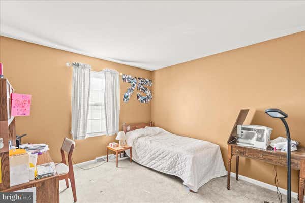 82 PISTON CT, STEWARTSTOWN, PA 17363 | REMAX