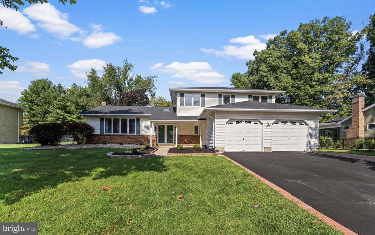 100 PETER RAFFERTY DR, HAMILTON, NJ 08690 Single Family Residence For ...