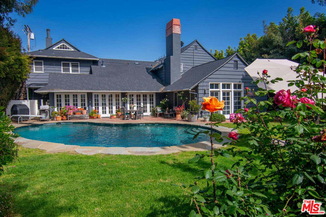 2179 LINDA FLORA DR, LOS ANGELES, CA 90077 Single Family Residence For ...