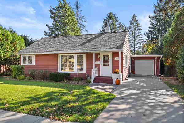 Stevens Point, WI Homes For Sale & Real Estate | RE/MAX