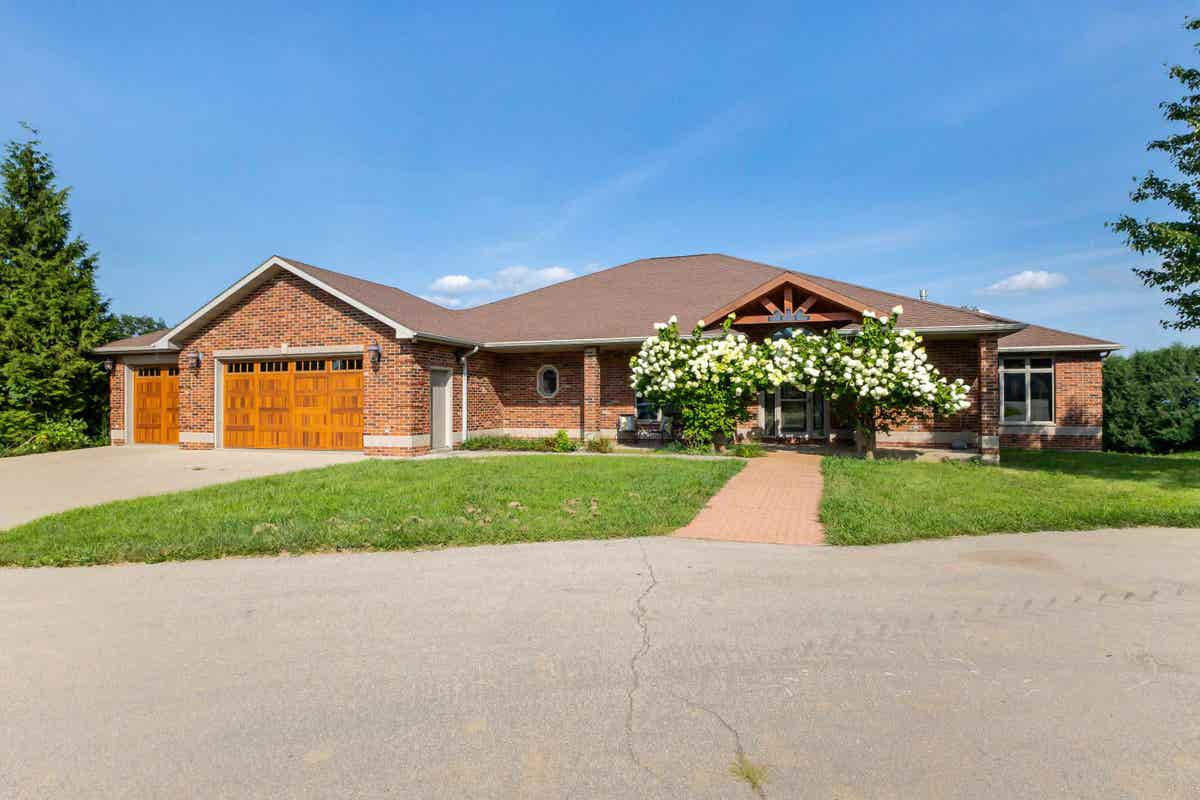 16978 ASBURY RD, ASBURY, IA 52002 | RE/MAX