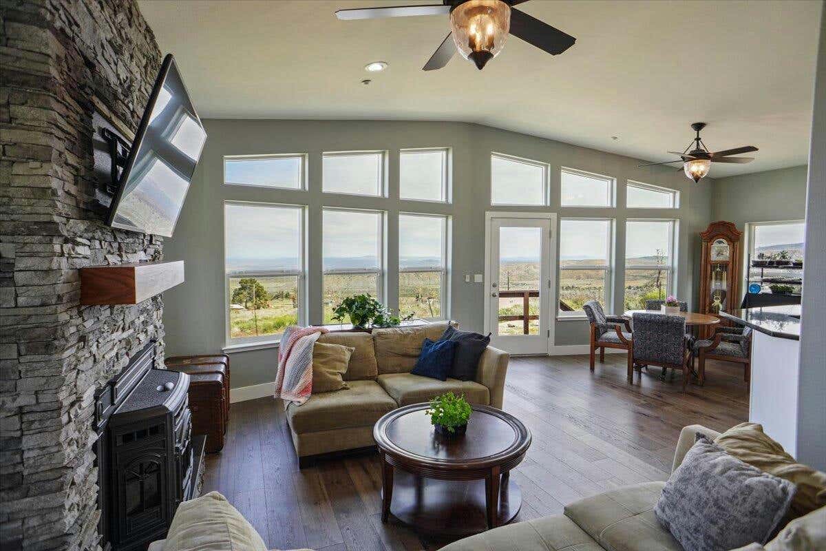 11841 JUNIPER HILLS RD, JUNIPER HILLS, CA 93543 Single Family Residence ... 11841 JUNIPER HILLS RD, JUNIPER HILLS, CA 93543 Single Family Residence ...