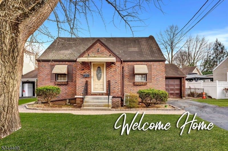 37 REVERE DR, DUMONT, NJ 07628 Single Family Residence For Sale | MLS ...