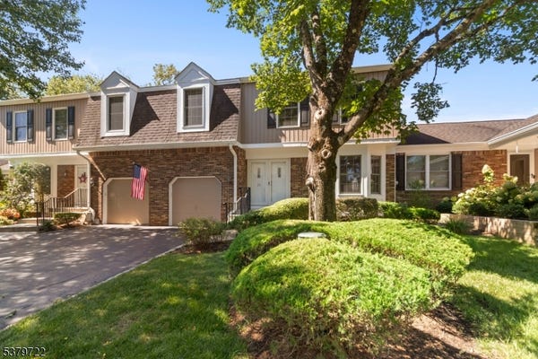 Basking Ridge, NJ Homes For Sale & Real Estate | RE/MAX