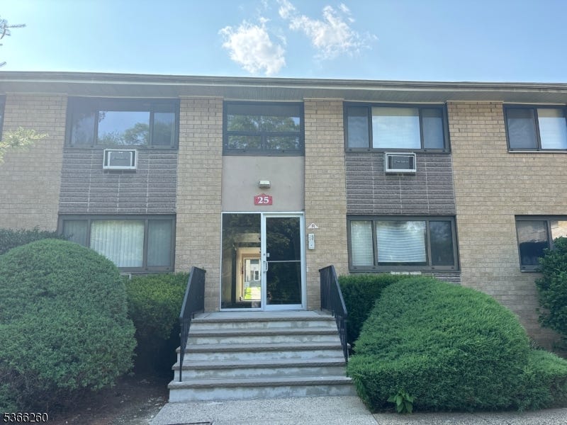401 HIGHWAY22B25U4ONDO # 25D, NORTH PLAINFIELD, NJ 07060 | RE/MAX