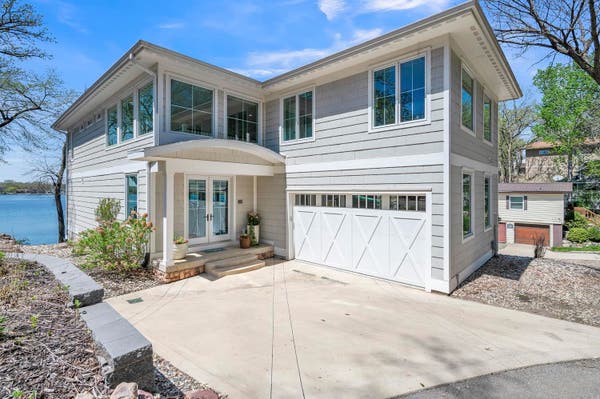 Spirit Lake, IA Homes For Sale & Real Estate | REMAX