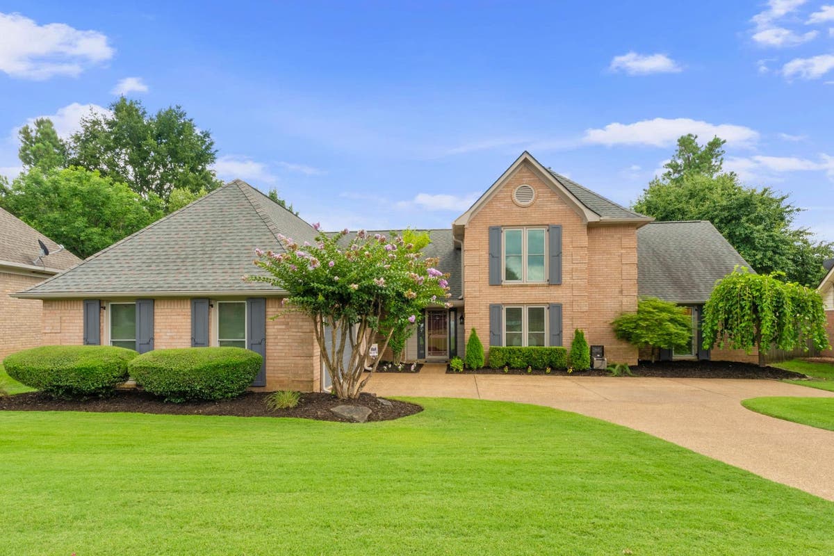 7659 CORDOVA CLUB DR E, CORDOVA, TN 38018 | RE/MAX