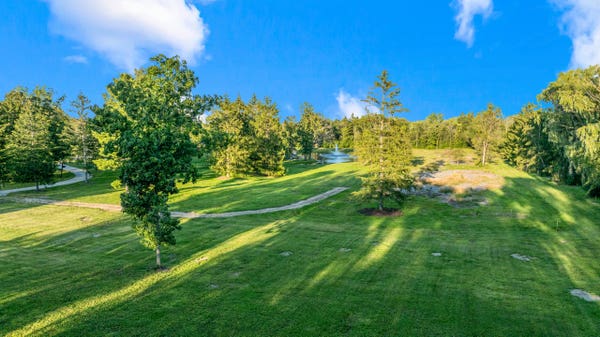 lT3 N RANGE LINE RD, MEQUON, WI 53092 | RE/MAX