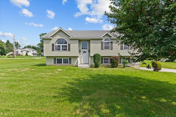 Saint Albans, VT Homes For Sale & Real Estate | RE/MAX