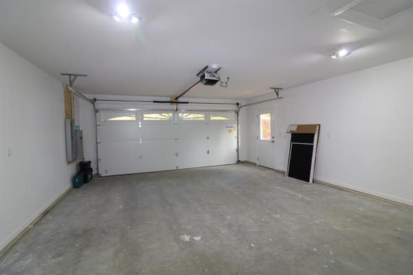 4 WINCH HILL RD, SWANZEY, NH 03446 | REMAX