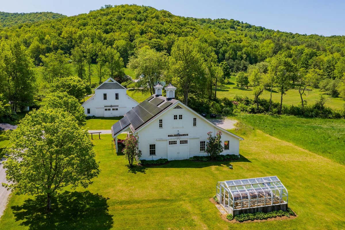 2589 W SANDGATE RD, SANDGATE, VT 05250 Single Family Residence For Sale ...