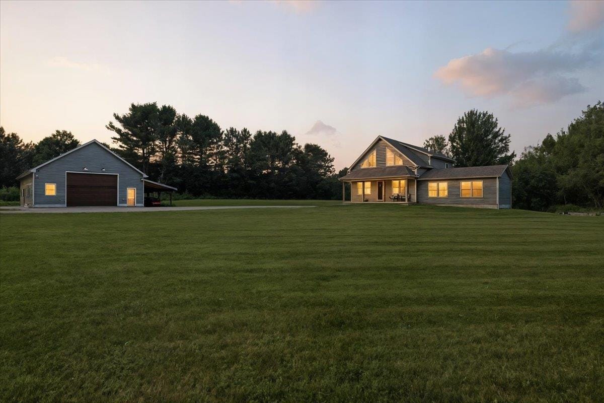 422 SAM WEBB RD, FAIRFAX, VT 05454 | RE/MAX