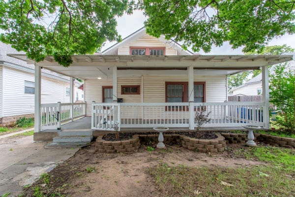 1205 W MAINE AVE, ENID, OK 73703 | RE/MAX