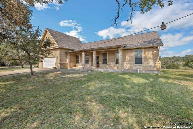 448 WESTERN TRL, BANDERA, TX 78003 | RE/MAX