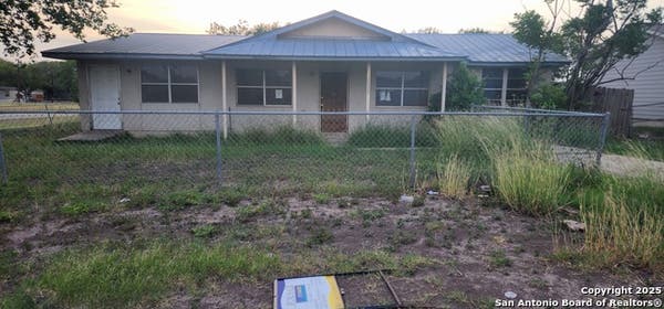 15903 HEIDELBERG, LA COSTE, TX 78039 | RE/MAX