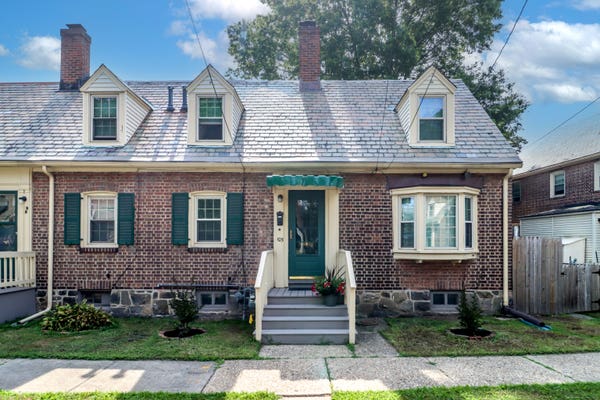 103 SIMS ST, BRIDGEPORT, CT 06604 | RE/MAX