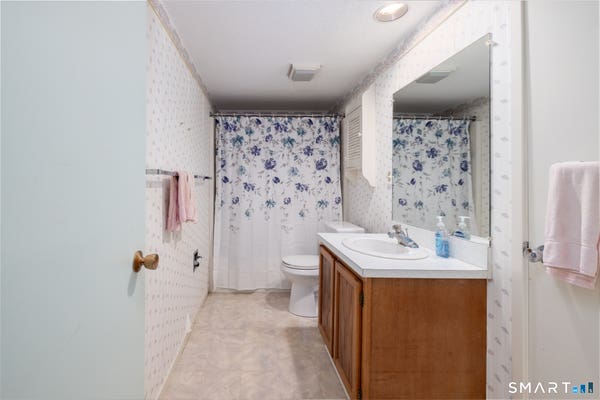 7 MAPLE LN # 7, AVON, CT 06001 | REMAX