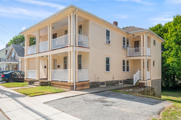 Killingly, CT Homes For Sale & Real Estate | RE/MAX