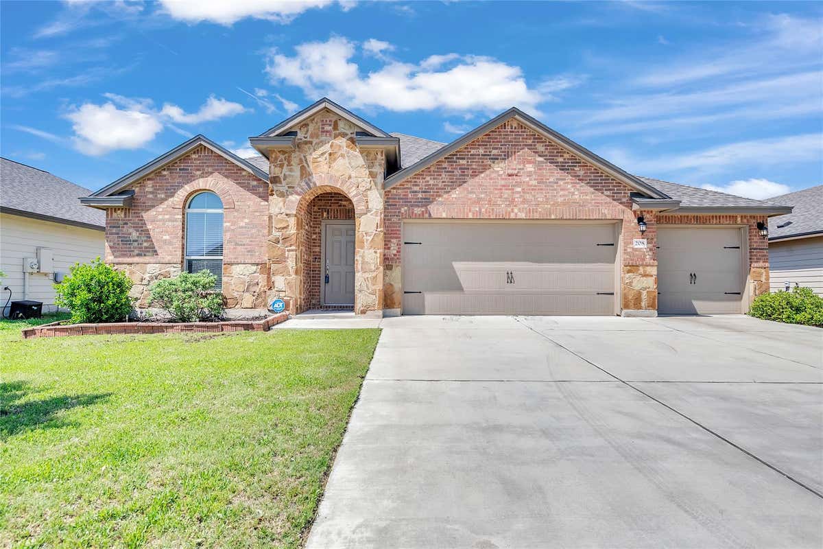 208 NATHANIEL DR, TAYLOR, TX 76574 | RE/MAX