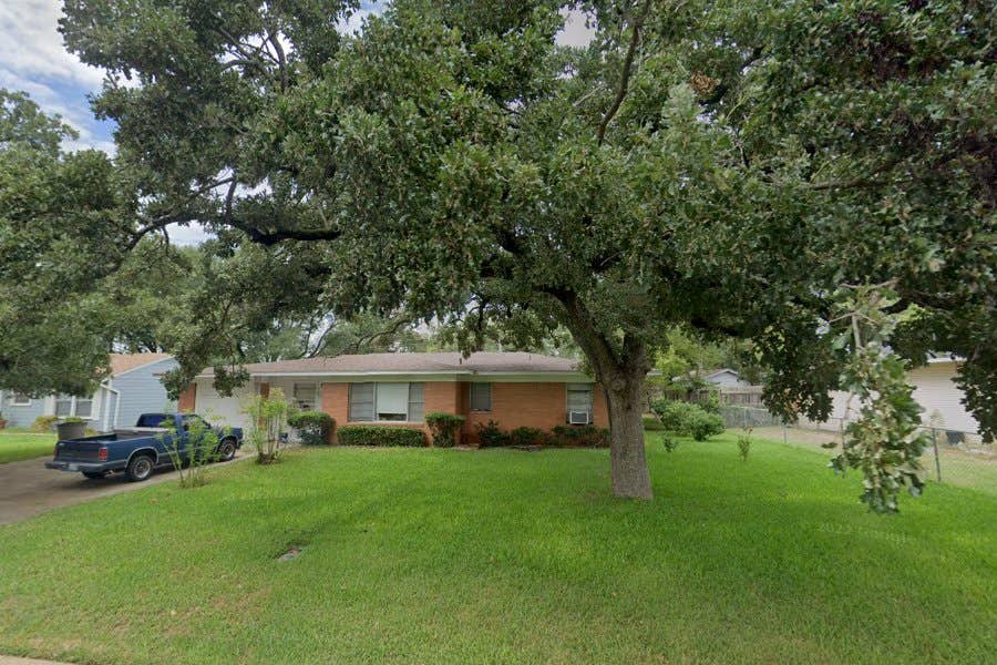 2307 CINDY LN, BRYAN, TX 77801 | RE/MAX