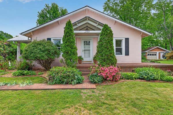 205 BIDWELL ST, FRANKLIN, NC 28734 | REMAX