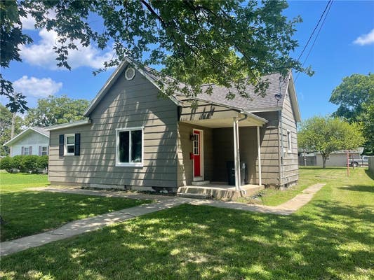 916 N MAPLE ST, SAINT ELMO, IL 62458 | RE/MAX