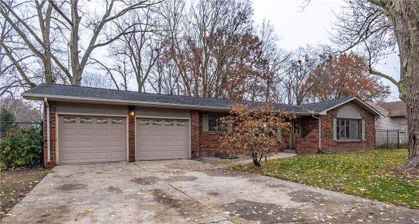 3028 OLYMPIA DR, DECATUR, IL 62521 | REMAX