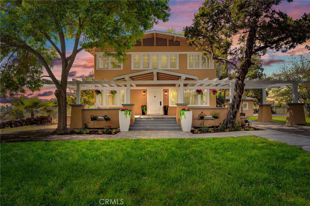 8311 VICTORIA AVE, RIVERSIDE, CA 92504 | RE/MAX