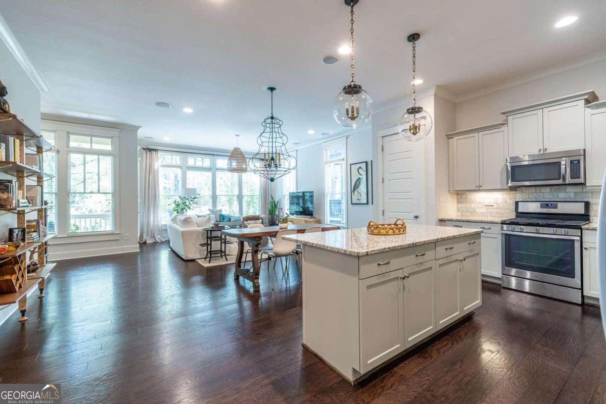 1005 BRAEBURN LN, DECATUR, GA 30030 | RE/MAX