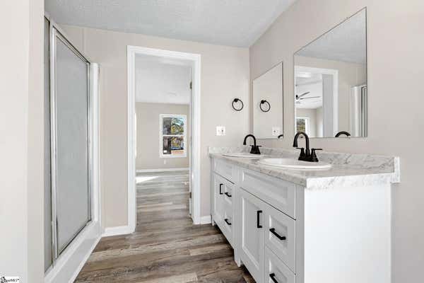 200 COUNTRY WALK LN, SIMPSONVILLE, SC 29680 | REMAX