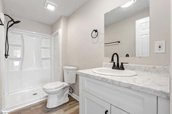 200 COUNTRY WALK LN, SIMPSONVILLE, SC 29680 | REMAX