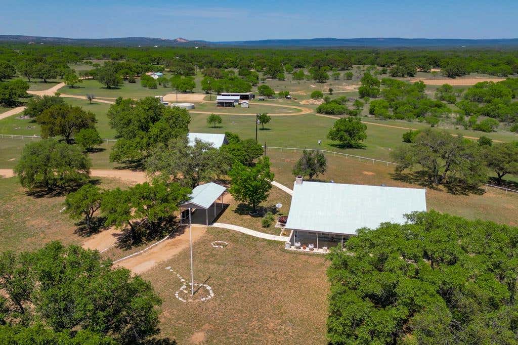 3950 RANCH ROAD 2241, LLANO, TX 78643 | RE/MAX