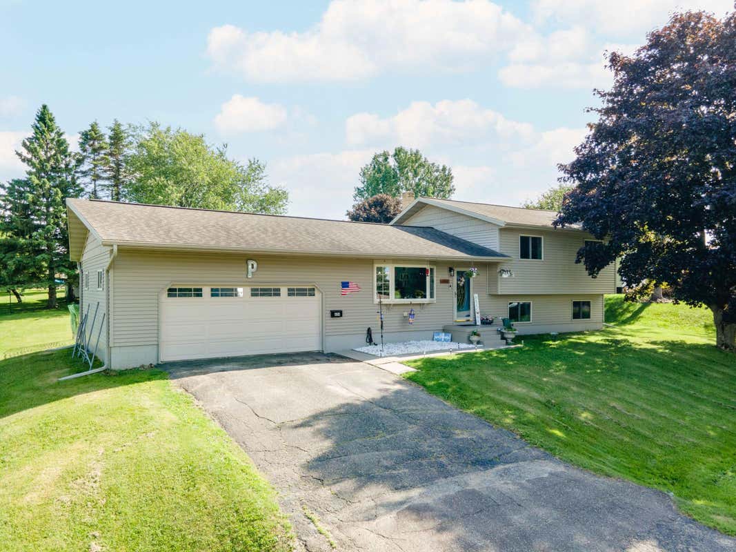 604 CHERRY ST, IRON RIVER, MI 49935 | RE/MAX