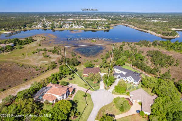 9641 TOOKE SHORE DR, WEEKI WACHEE, FL 34613 Single Family Residence For ...