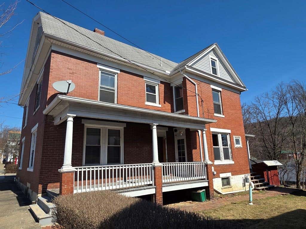 302 2ND ST, HUNTINGDON, PA 16652 | RE/MAX