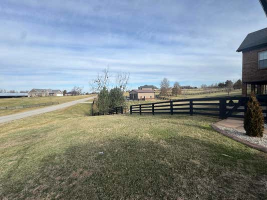 1594 FOUR MILE RD, RICHMOND, KY 40475 | REMAX