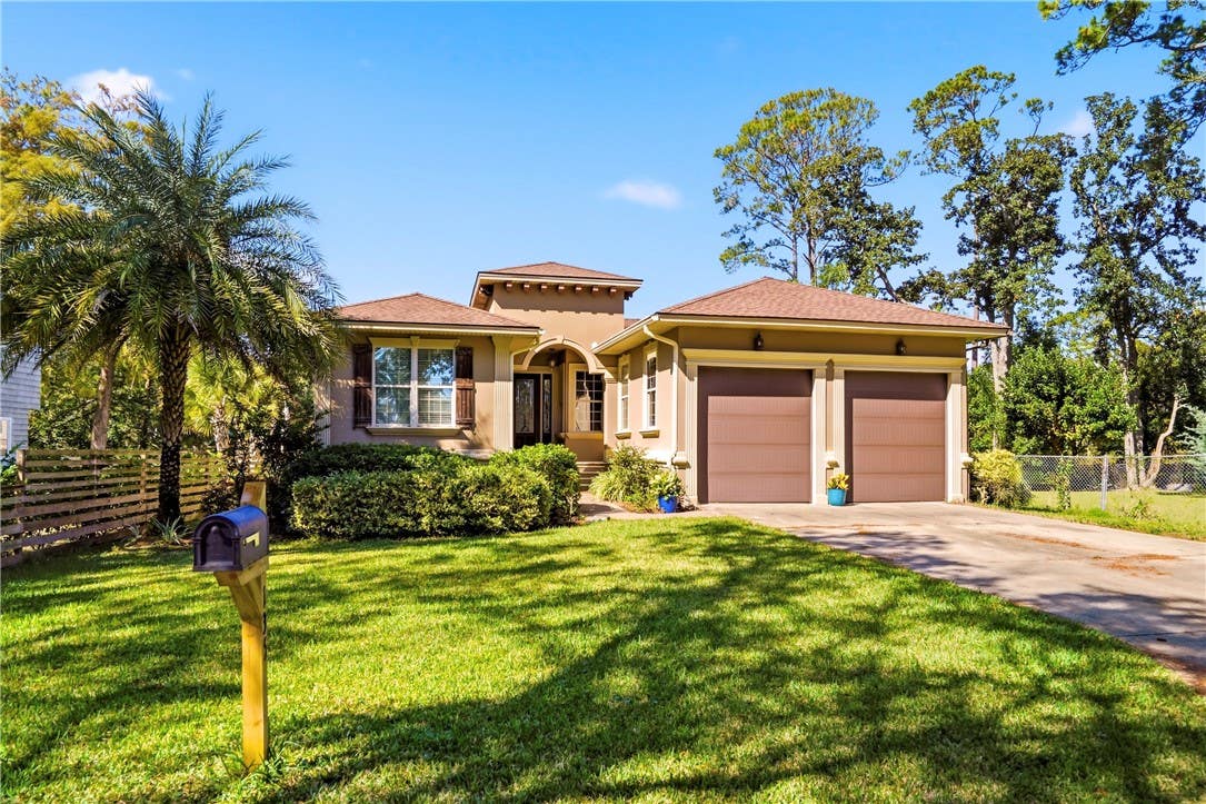 135 STEWART ST, ST SIMONS ISLAND, GA 31522 | RE/MAX
