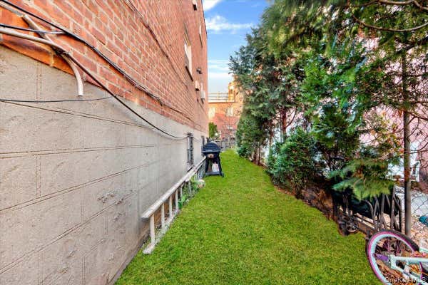 1815 PATTERSON AVE, BRONX, NY 10473 | REMAX
