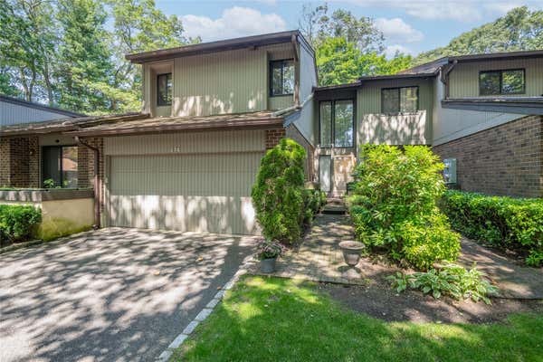 The Hamlet Condominiums, Jericho, NY Homes For Sale & Real Estate | RE/MAX