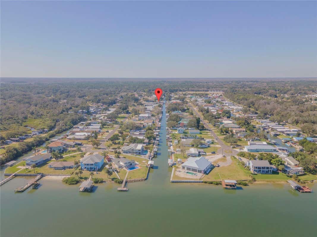 146 GARY AVE, OAK HILL, FL 32759 | RE/MAX