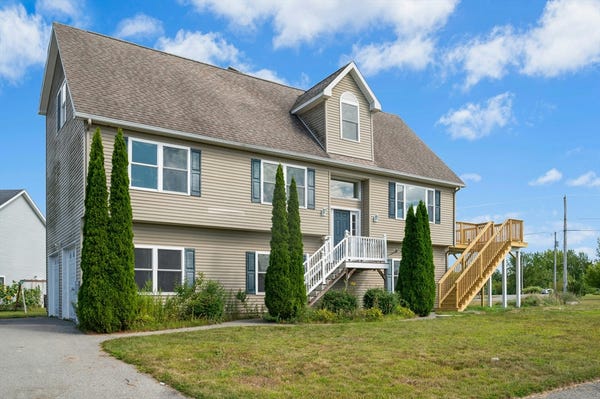 Webster, MA Homes For Sale & Real Estate | RE/MAX