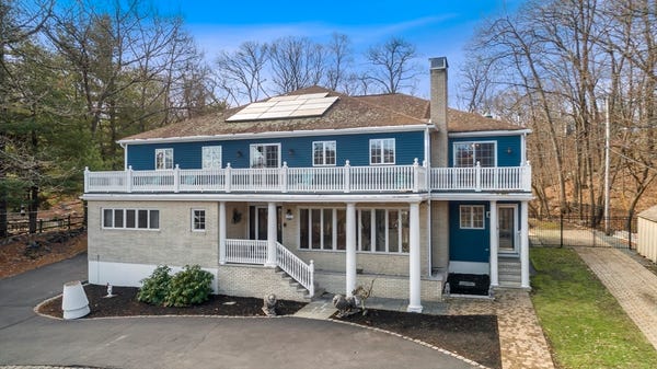 Saugus, MA Real Estate & Homes For Sale | RE/MAX