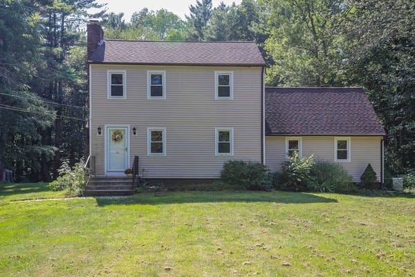 Charlton, MA Homes For Sale & Real Estate | RE/MAX