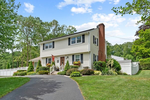 Wilbraham, MA Homes For Sale & Real Estate | REMAX