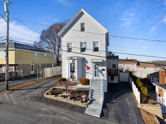 Revere, MA Homes For Sale & Real Estate | REMAX